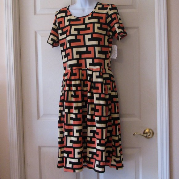 LuLaRoe | Dresses | Final Lularoe Amelia Dress Xl Nwt 48 Peach Black ...